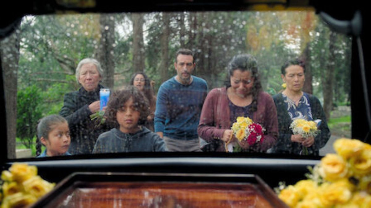 Fact Check: Is The Accident (El Accidente) on Netflix based on a true ...