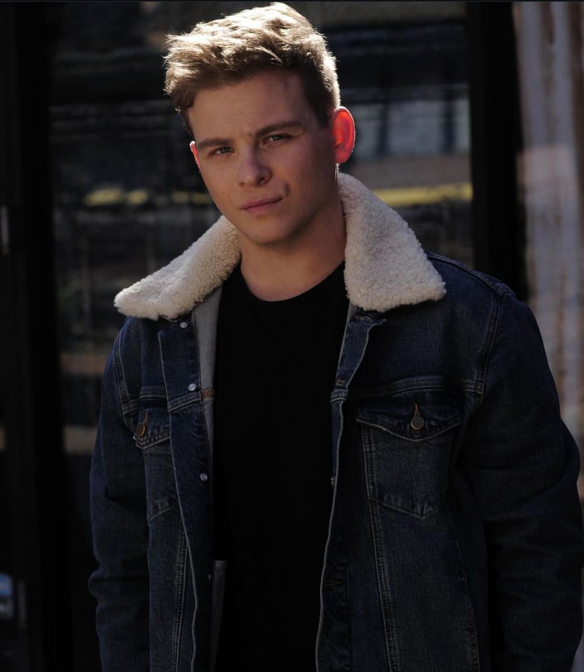 20 stars from 90s era who look unrecognizable today