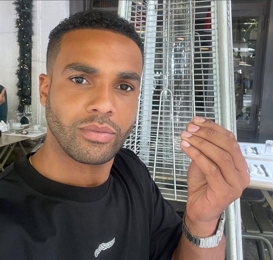 Cast of Emily in Paris