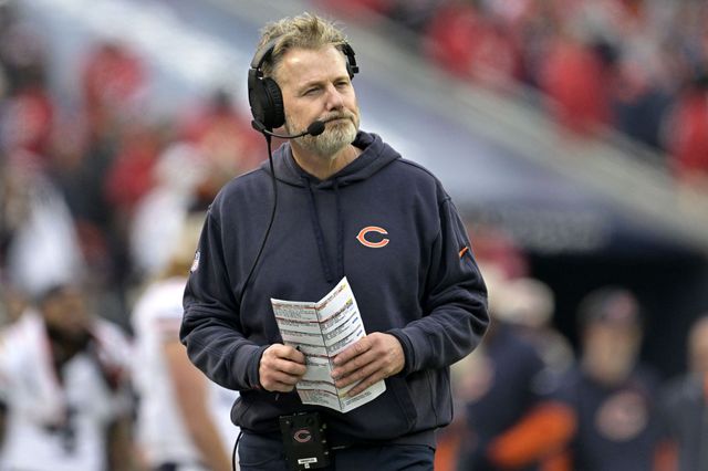Fans roast the Chicago Bears with memes after their epic game fail